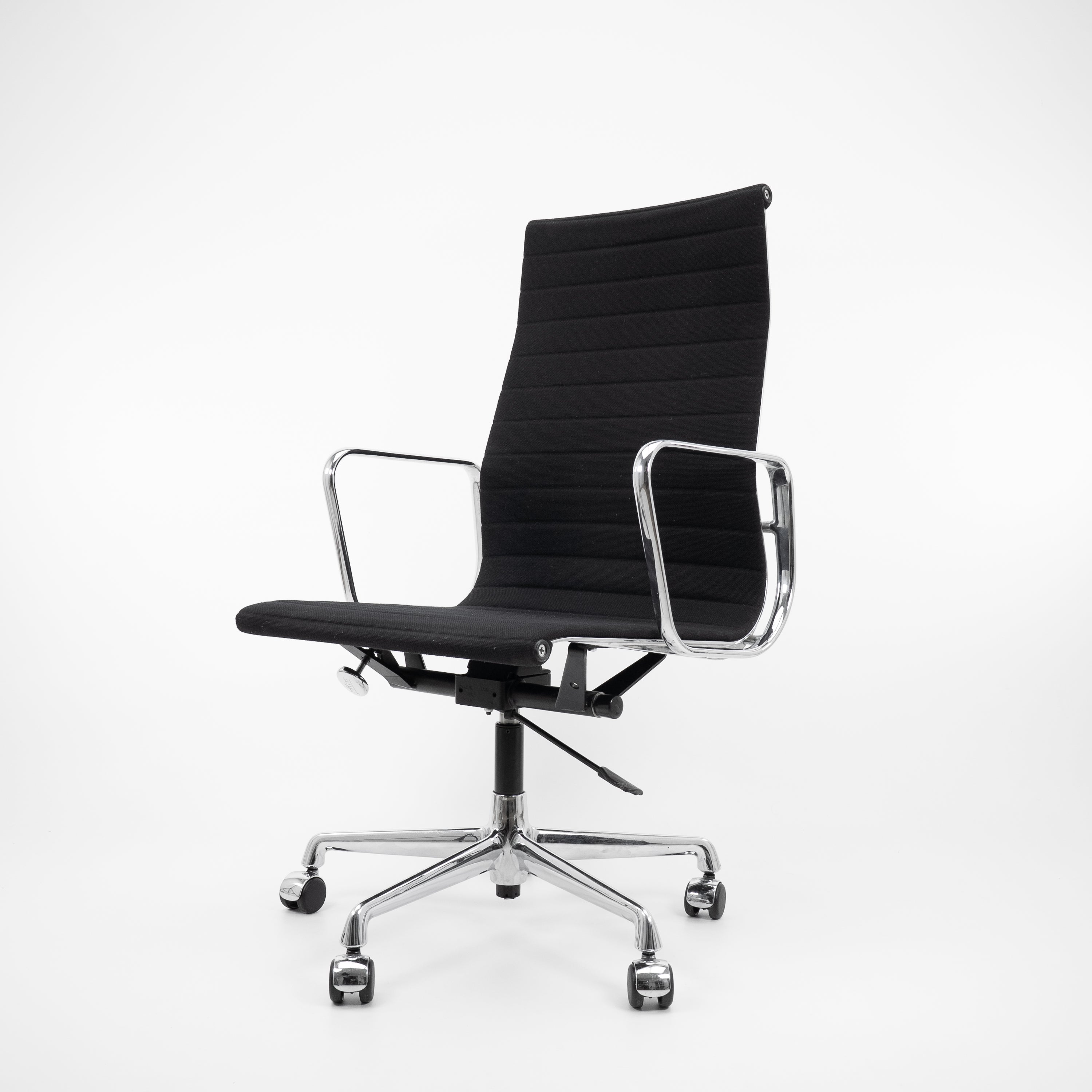 Vitra | EA 119 – Patina Berlin